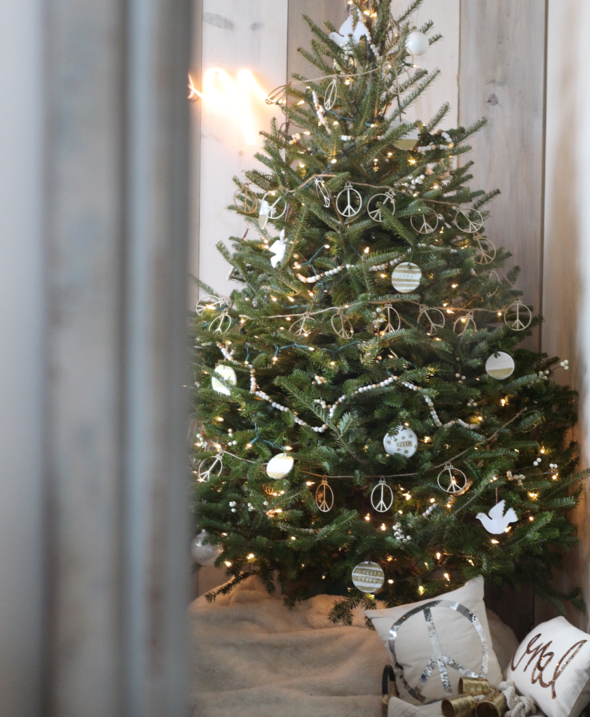 Third annual Christmas tree blog hop - A Life Unfolding