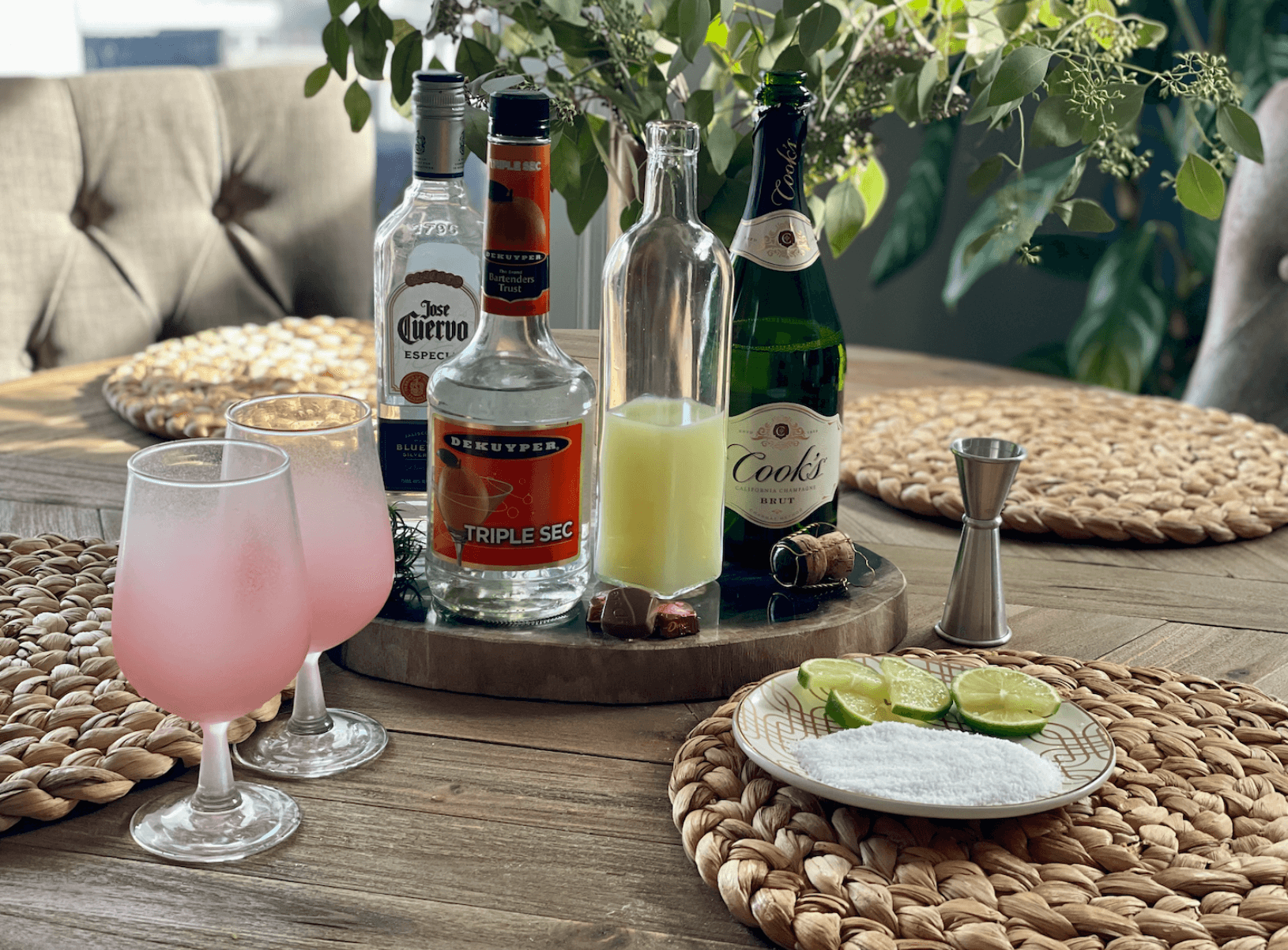Three pretty and pink cocktail recipes- perfect for celebrating love ...