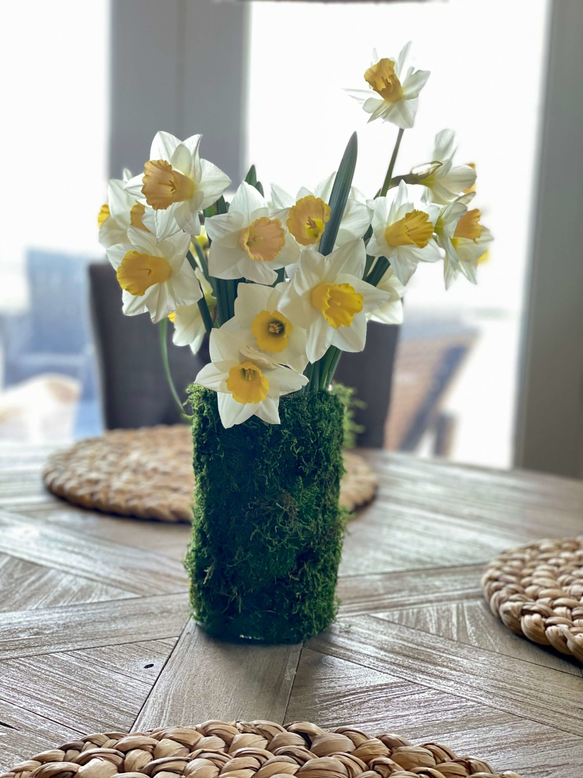 Easy ways to add fresh flowers to your Spring decor. - A Life Unfolding