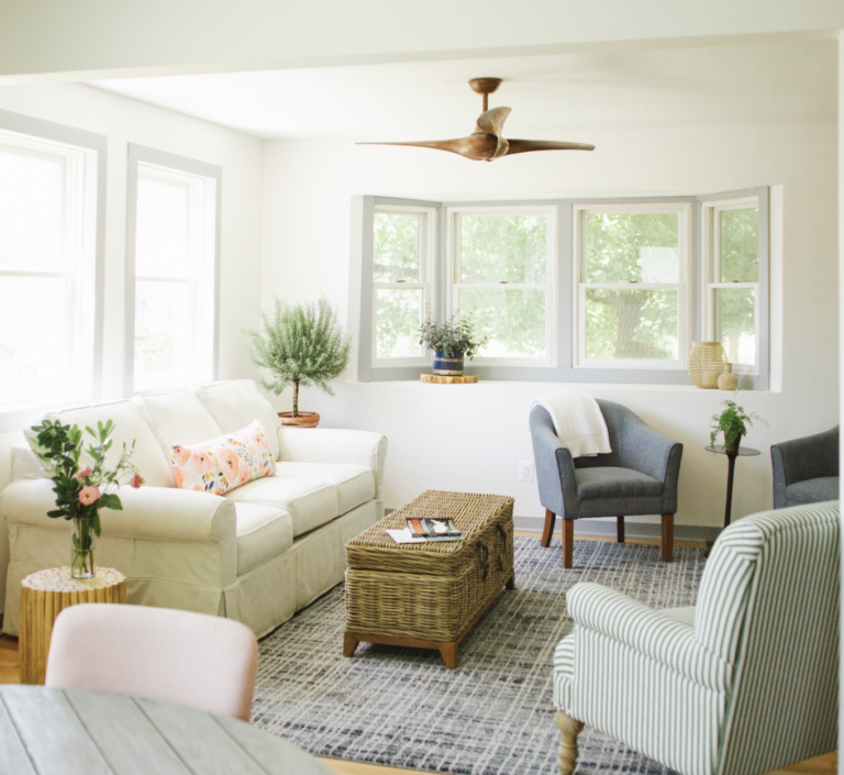 Easy ways to add fresh flowers to your Spring decor. - A Life Unfolding