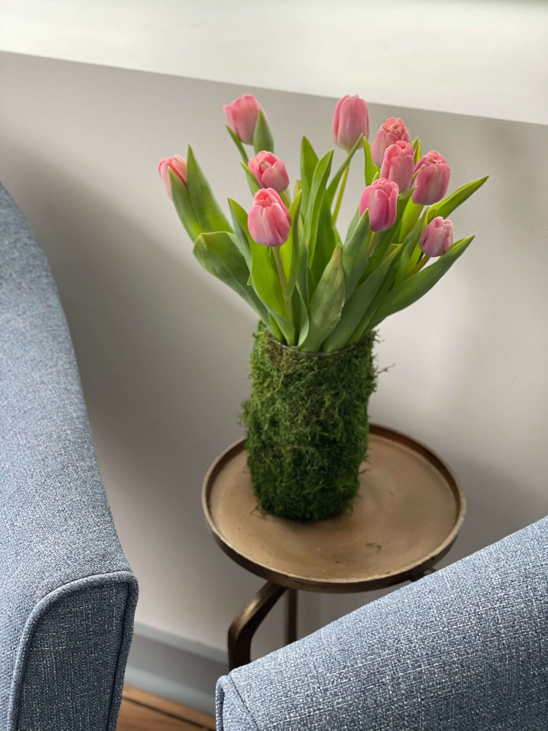 Easy ways to add fresh flowers to your Spring decor. - A Life Unfolding