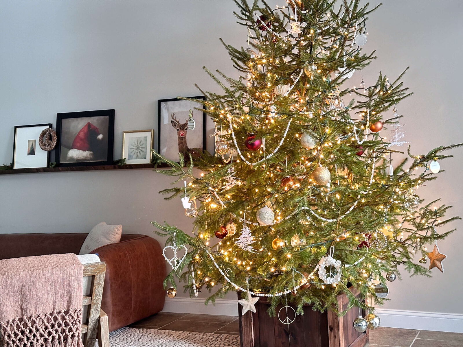 Let Nature Sing-13 Ideas for Natural Christmas Decor - A Life Unfolding