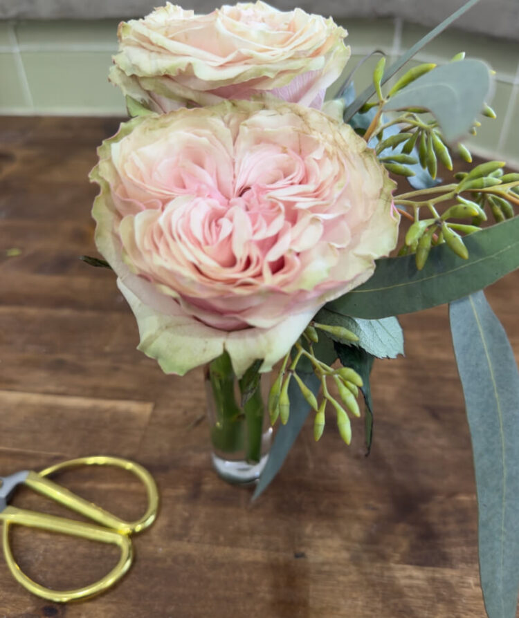 How To DIY A Flower Arrangement in Test Tube Vases - A Life Unfolding