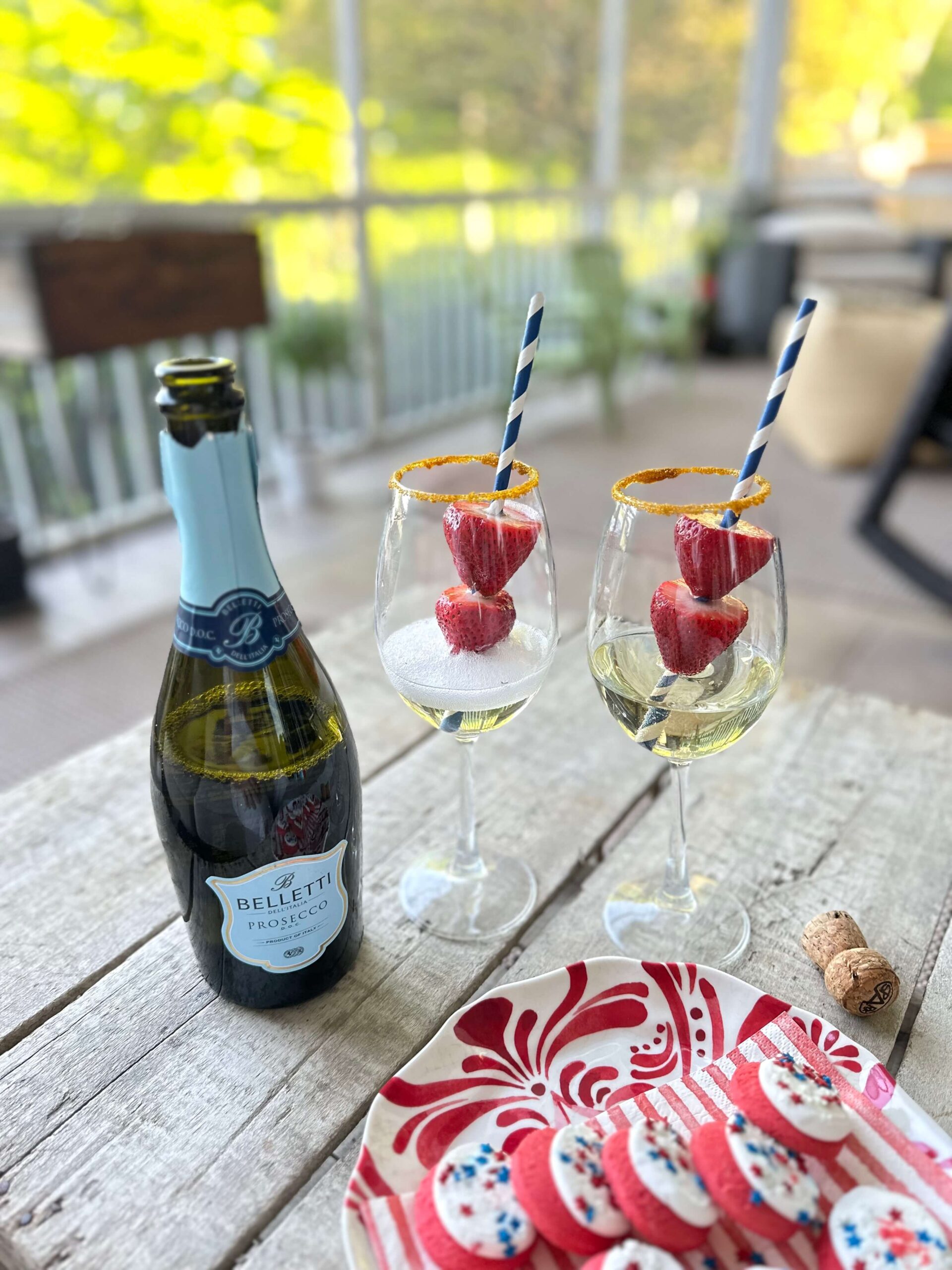 The Easiest 4th of July Cocktail Recipe EVER! Bomb Pop Processco - A ...